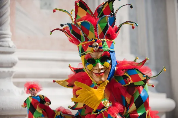 Conception collaborative des écoles : vive la carnavalisation ...